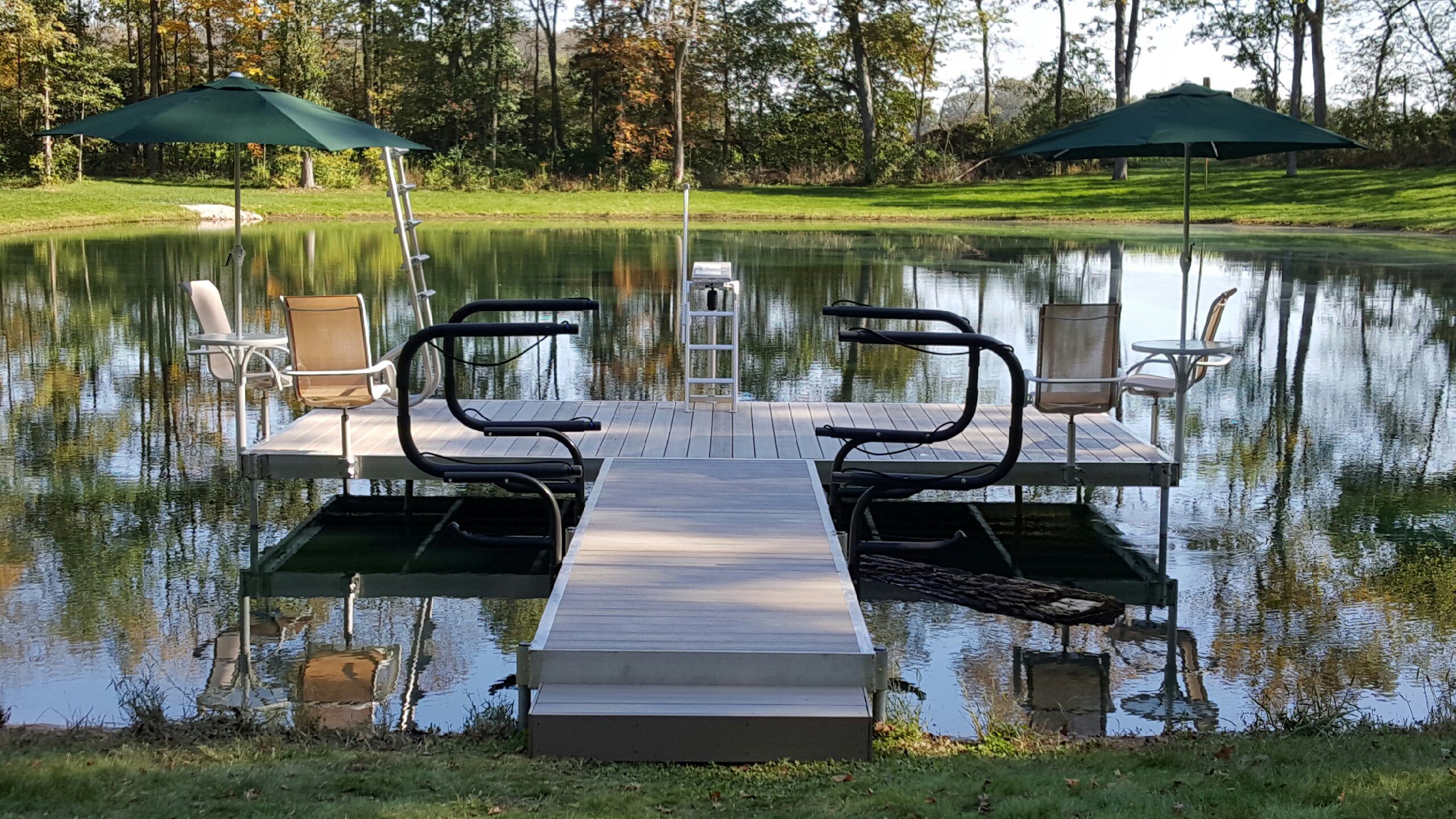 Docks | Thomas Docks | Custom Built Waterfront Products & Services